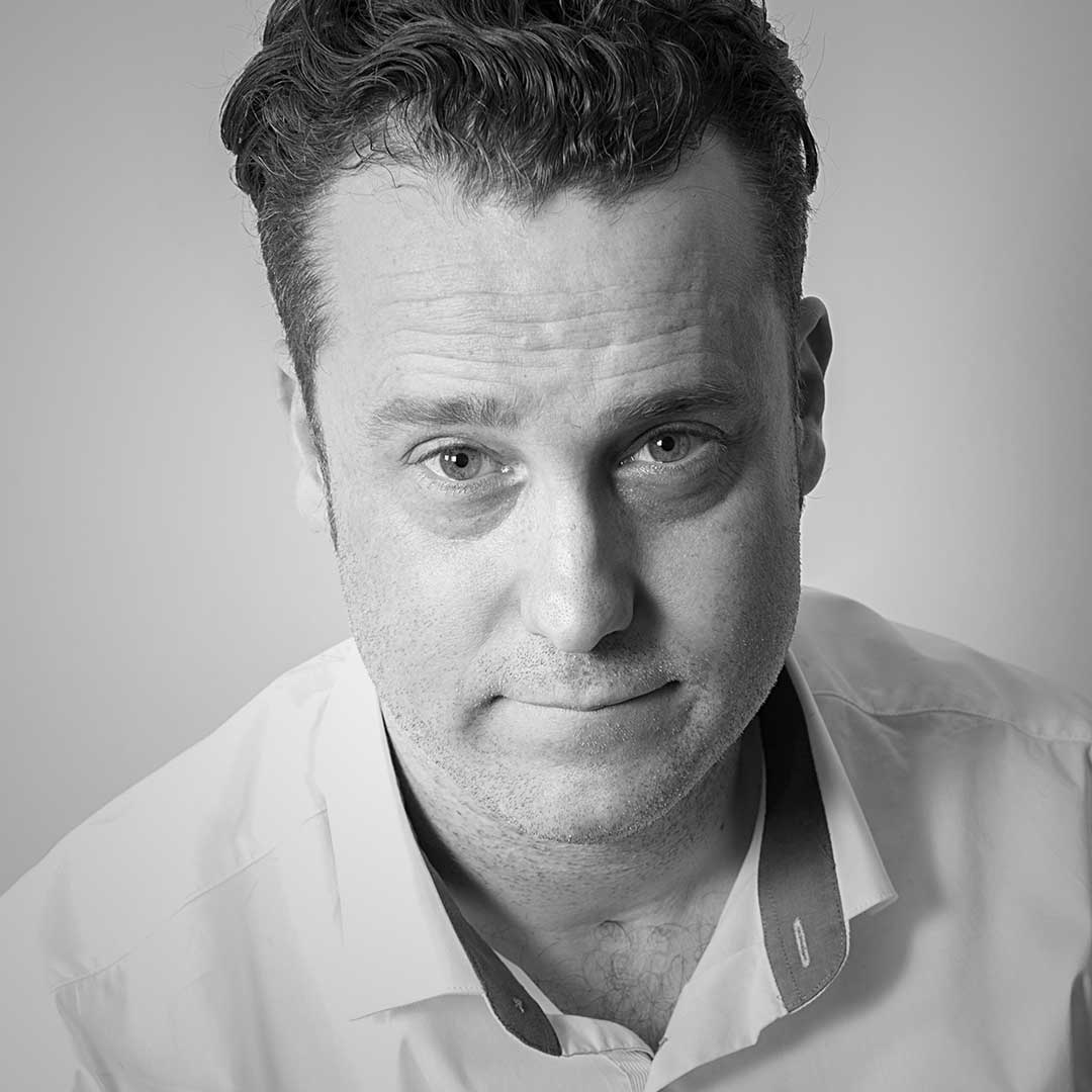 Aidan Harty - Senior Colorist – Farel Haircare